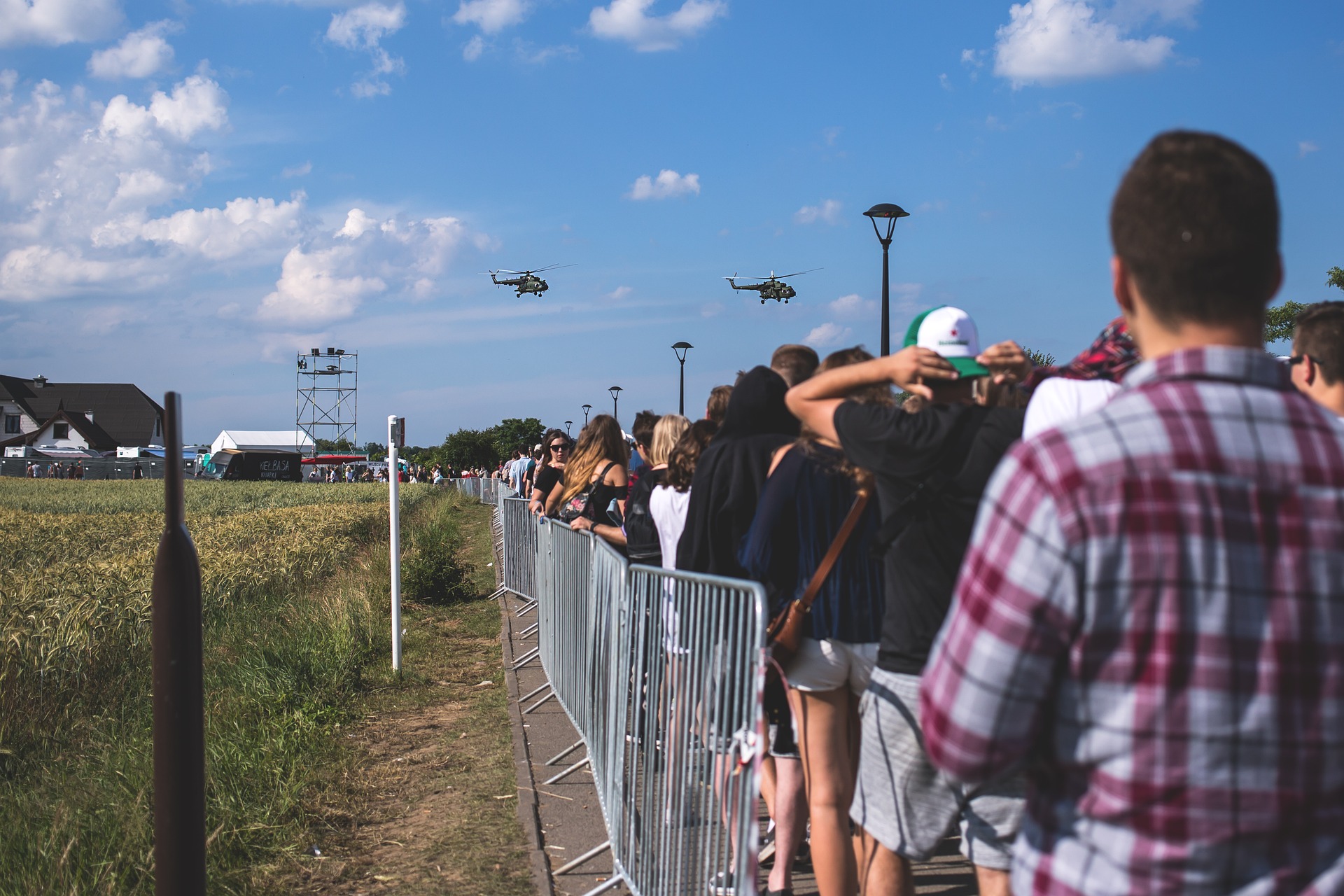 Describe A Time When You Had To Wait In A Long Line